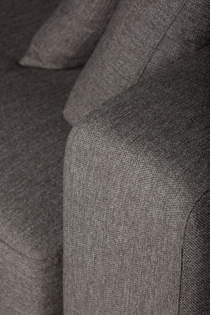 Large – Lebom